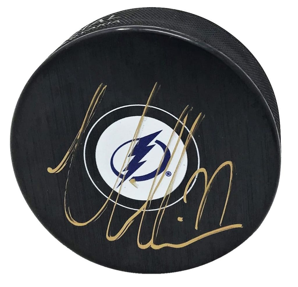 Steven Stamkos Autographed Tampa Bay Lightning Logo Puck – House of Hockey
