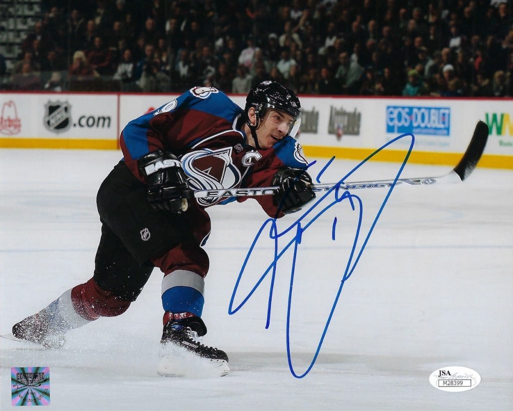 Joe Sakic Autographed Quebec Nordiques 8×10 Photo – House of Hockey