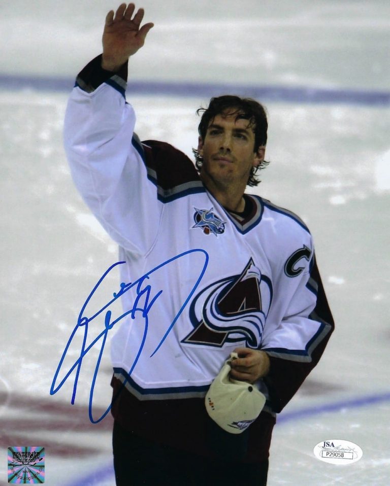 Joe Sakic Autographed Quebec Nordiques 8×10 Photo – House of Hockey