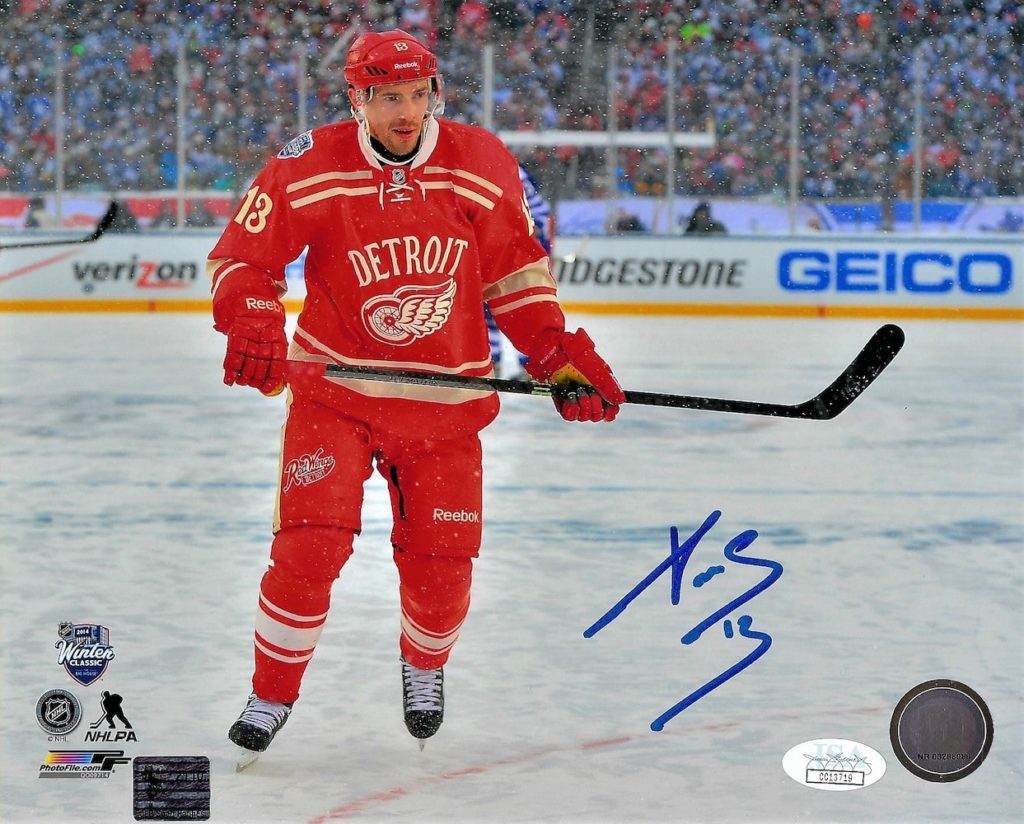 Pavel Datsyuk Autographed Detroit Red Wings 2014 Winter Classic 8×10 ...